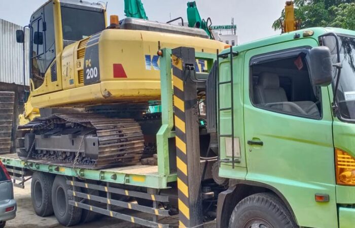 Spesifikasi Excavator PC 200 Yang Wajib Diketahui - Buanamikon